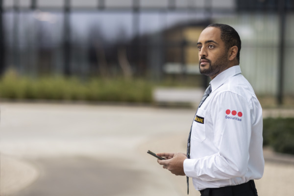 Why On-Site Security Guards Still Matter in a Digital World | Securitas USA